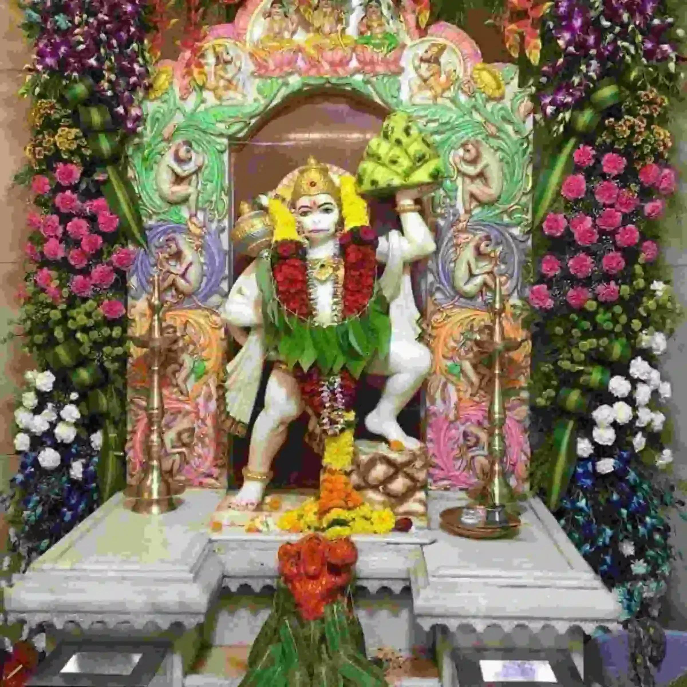 Book Hanuman Puja with MyPandit.com